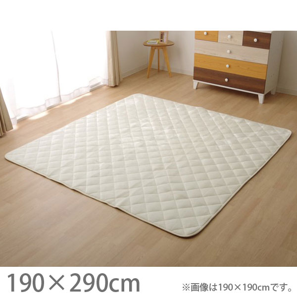 ■ 商品スペックなめらかタッチでふかふか快適なラグ。こたつの敷布団やホットカーペットカバーとしてもお使いいただけます。表地には柔らかく肌触りのよいフランネル素材を使用しています。毛足が短いので掃除機もかけやすく、ゴミやホコリが絡みにくいのが...