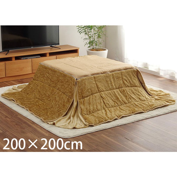 ■ 商品スペックシンプルな無地なのでどんなお部屋にも合うこたつ掛け布団です。ファスナーが付いており、布団が分解出来て掃除や洗濯がとても楽にできます。天板には滑り止めがついていて、天板もずれにくいです。中綿には抗菌防臭のクリーンマックス綿を使...