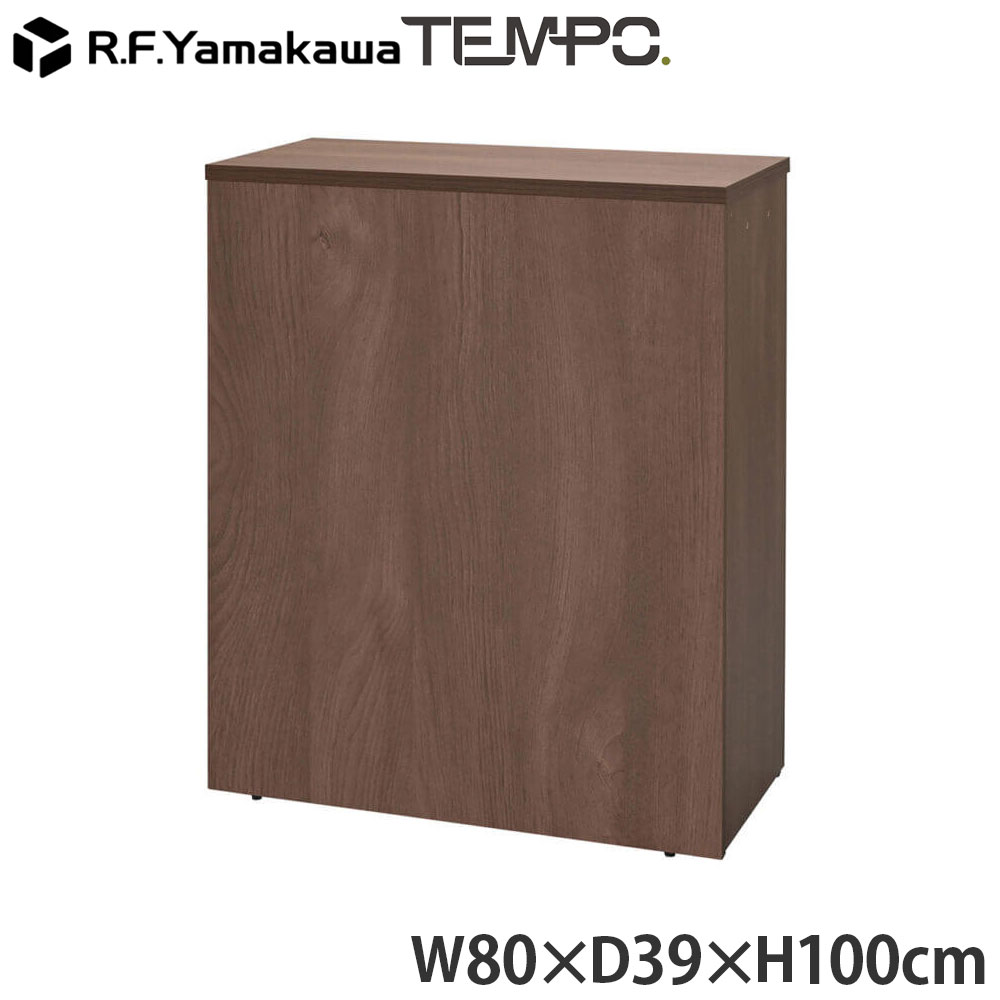 ■ 商品スペック受付や案内カウンターとして使いやすい、テンポシリーズのハイカウンターです。内側はオープンスペースになっているため、筆記用品や書類、消耗品を手元に置きやすい設計です。また、必要に応じて別売の棚板や共通引出、インナーテーブルを追...