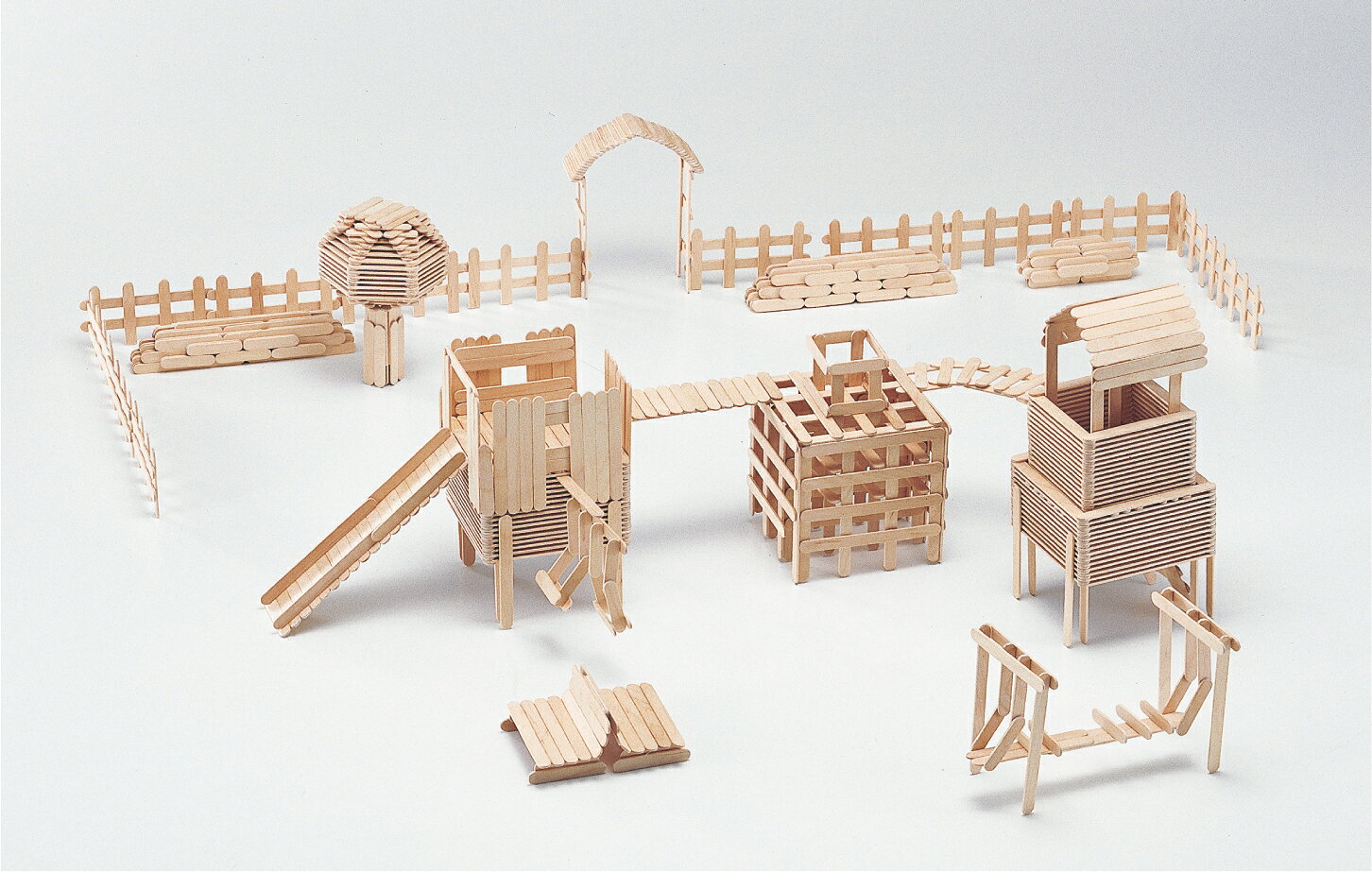 組み合わせれば様々なランプシェードが作れます。10×60mm300本組総合的な学習などの材料に最適！木PP袋入