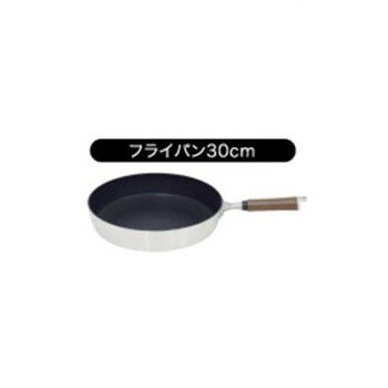 ※北海道・沖縄・離島への配送は、 別途送料がかかる場合がございますので、予めご了承くださいませ。 ご注文後3〜4営業日後の出荷となります アルミ超合金で側面は薄く、2段底形状で底面を広くすることでより軽くを実現。国産ガス火フライパンです。新...