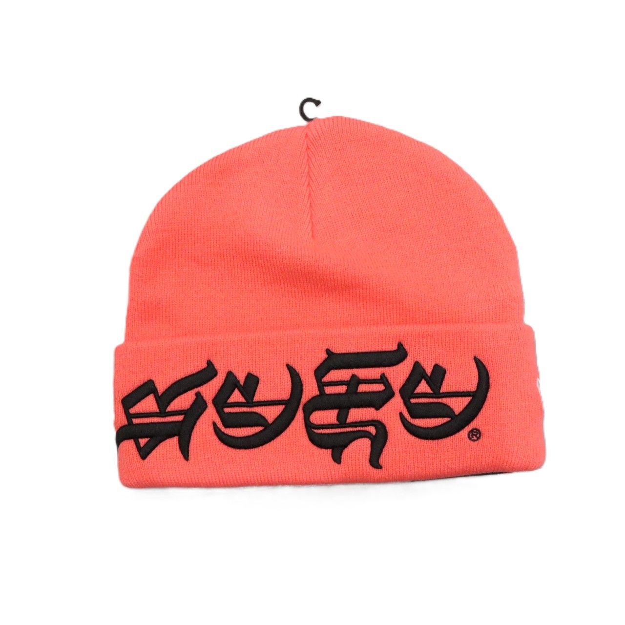 ブランド：SUPREME(シュプリーム) ブランド：NEWERA(ニューエラ) 商品番号：ITUG27Q5KYBC カラー：ピンク サイズ：FREE 状態ランク：新品 状態詳細：新品未使用品 素材：アクリル100％ 着用シーズン：秋冬物 生...