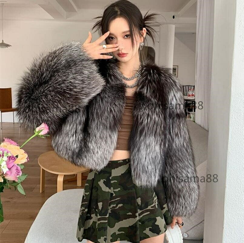 ふわふわモコモコの見た目も可愛いファージャケットが入荷！ 今年注目のファーアイテム。流行に流されないデザインで永く愛用できるジャケットです~！ とてもキュートで女の子らしさを引き出してくれる一着です。 上品にも、滑らかで柔らかい触り心地でず...