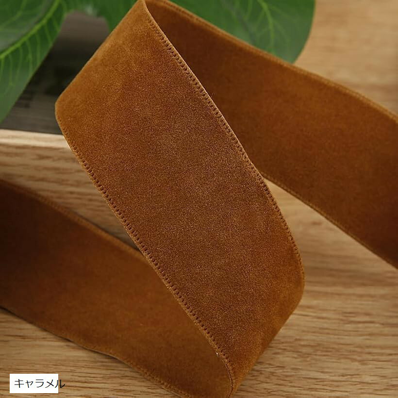 バリエーションコード : 2bj4pl13vl商品コード2bj4plx4sc商品名ベロア リボン 黒 両面 可愛い 滑らか生地 ベルベットリボンブランドmangokingカラーキャラメル韓国で大流行中のベロアリボン・ベロア生地です。ベロア素...