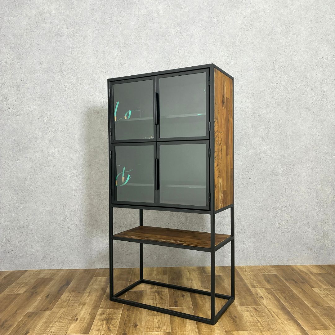 Living-in By Romy'sの SALVAGE CABINET 4GLASS DOORSです。 【商品状態】 ・新品、未使用品となります。 ・商品の状態確認および撮影のため、開封しております。 ・未使用品ではございますが、製造時や...