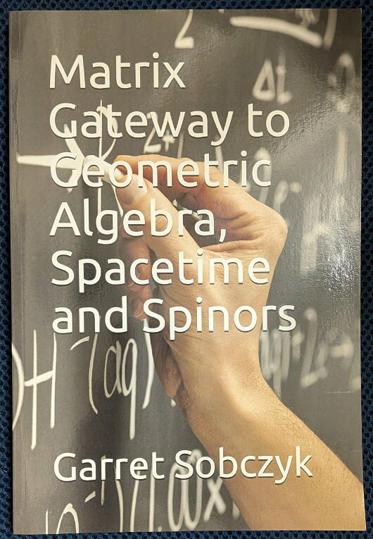 Garret Sobczyk,Independently published,刊行：2019年ISBN：978-1704596624状態：A　薄ヤケ。他は中古感あまりなく、非常に良い状態です。※併売品のため品切れの際はご容赦ください。