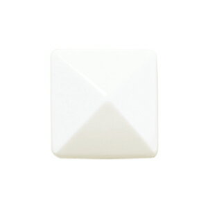 ※表記サイズは対角線の長さです。（ロットにより多少の差が出る場合があります）●素材：ナイロン●一辺の長さ：約18mm●ボタンの厚み：約6mm（ボタン足付 約9mm）【商品の詳細】スタッズ風プラスチックボタンです。ナイロン素材なので軽く、たく...