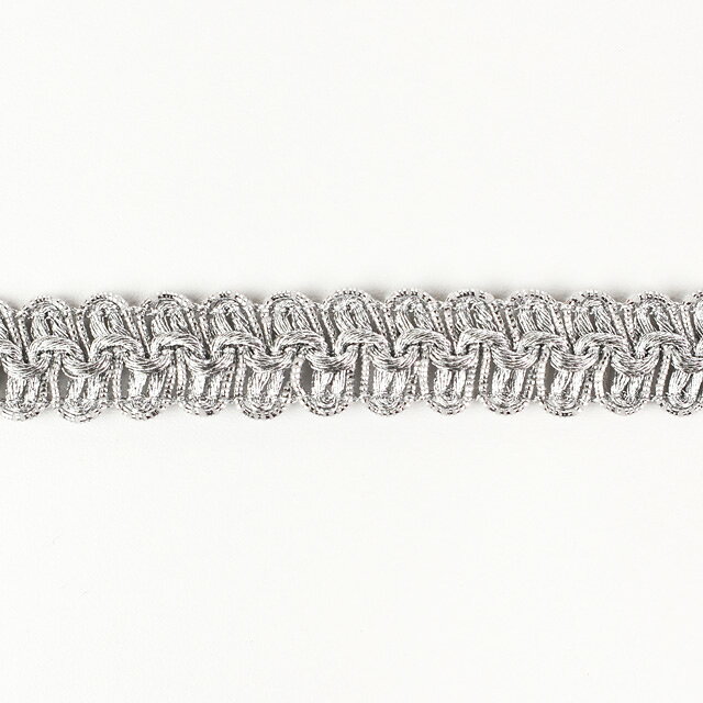 ●素材：ポリエステル35％　レーヨン65％●サイズ：約15mm幅【商品の詳細】衣装に最適な、高級感のあるラメブレードです。柄が上品で、遠くから見ても存在感があります。ドライクリーニング可【ご注意】海外からの仕入れの為、国内在庫が欠品すると次...