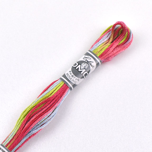 商品画像はサンプル画像のため、実物と色が異なります。目安としてご参照くださいませ。必ず色番号をご確認の上お買い求めください。●素材：綿100％●容量：長さ約8m、6本撚り●太さ：25番【商品の特徴】4色がひとつの糸につながったマルチカラーの...