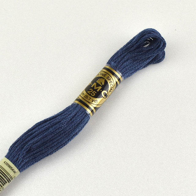 商品画像はサンプル画像のため、実物と色が異なります。目安としてご参照くださいませ。必ず色番号をご確認の上お買い求めください。●素材：100％最高級エジプト綿（長繊維）●容量：長さ約8m、6本撚り●太さ：25番【商品の特徴】1746年にフラン...