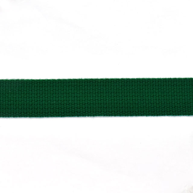 ●素材：アクリル100%●サイズ：約25mm幅/約2mm厚【商品の詳細】袋とじ織のカラーテープです。ソフトな肌触りなので入園入学などの子供用グッズにもおすすめです。25mm幅はお子様でも握りやすく、レッスンバッグ・上履き入れ、子供用のリュッ...