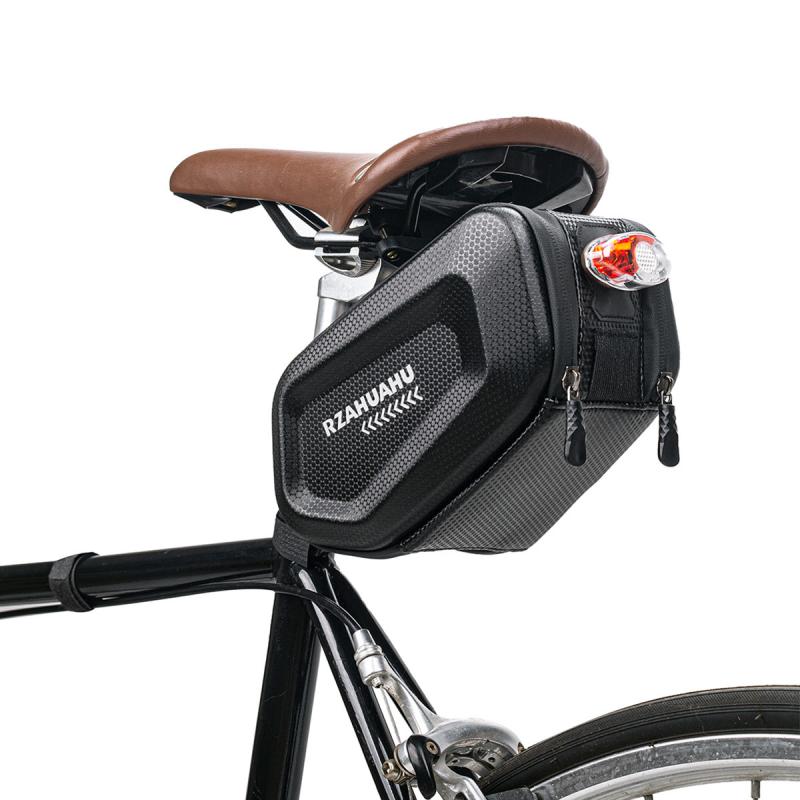 ・カテゴリ: 自転車バッグ・主な素材: PUレザー・機能: 収納・容量: 2L・インナー: あり・カラー: ブラック・サイズ: 20*12*11.5