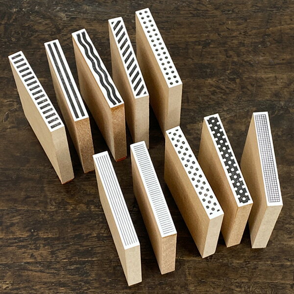 こちらの商品はメール便にてお届け出来ます。 ＜ 詳しくはこちら ＞OSCOLABO(オスコラボ)カタチ×モヨウスタンプ テープ細 シンプルなカタチとモヨウがあそびゴコロを引き出す シンプルなデザインですが、 使い方次第でいろいろ活用できるス...