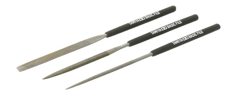 タミヤ クラフトツールシリーズ No.104 ベーシックヤスリセット 細目ダブルカット プラモデル用工具 74104クラフトツールシリーズプラスチックモデルやミニ四駆、金属の精密加工に便利な平、半丸、丸ヤスリの3本組セット目は交差したダブル...