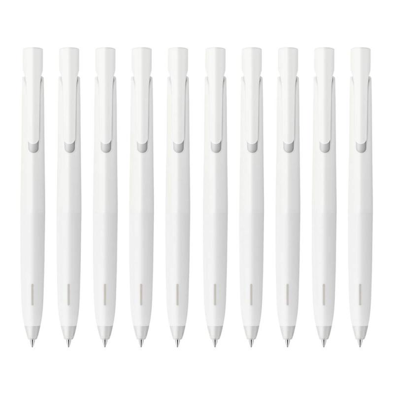 ゼブラ 油性ボールペン ブレン 0.7 白軸 黒インク 10本 B-BA88-W【ブレン】筆記振動を制御したブレないボールペン／ブレない。ストレスフリーな書き心地。【商品特長／ブレンシステム】低重心(重心を下げることで筆記のブレを防ぐ)、ダ...