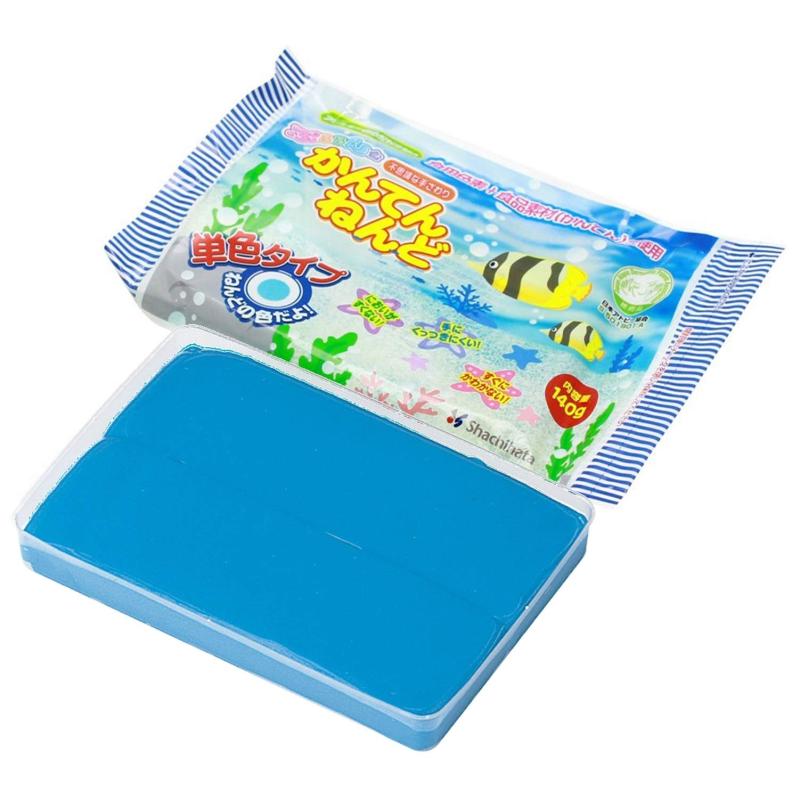 シヤチハタかんてんねんど あお NEK-140CP-3【成分】水・食品用増粘剤・食品用無機塩・寒天・色素(食用色素・カゼインNa)【特徴】アレルギーの心配が少ない粘土【色】青【内容量】140g【対象年齢】三歳以上複数店舗にて販売をしておりま...