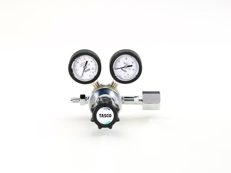イチネンTASCO 窒素ガス調整器 チッソ耐圧気密試験用等 TA380Nゲージ圧:1次側0~25MPa2次側0~10MPa使用圧力:5.0MPaチッソ耐圧気密テスト対応新冷媒の耐圧気密テストも可能。ホース接続側1/4"フレア仕様複...
