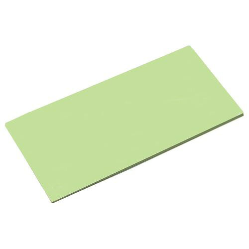 ソフトタイプまな板■まな板や調理台にのせて使用します。また、食器類の下敷きマットなどにも使用できます。※出刃庖丁を使用する重切削、又はたたき物などには御使用にならないでください。■抗菌加工■従来より耐熱性に優れた素材を使用しているため、熱湯...