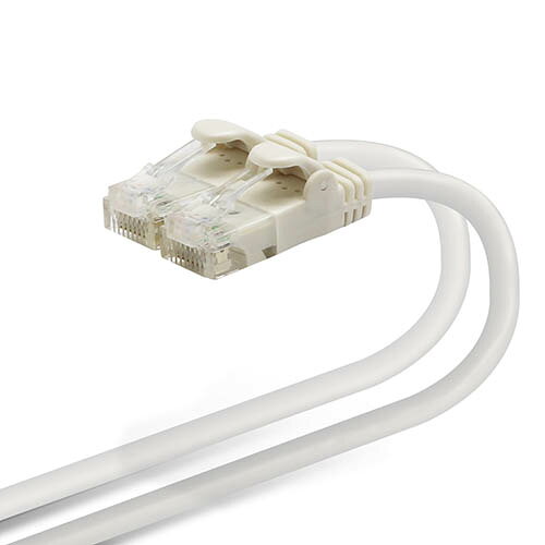 LDGPYWH7規格：CAT6準拠(10BASE-T、100BASE-TX、1000BASE-T、1000BASE-TXに準拠)伝送速度：1Gbps伝送帯域：250MHzまでケーブル長：7mケーブル太さ：φ4.4mm芯数：8芯結線方式：スト...