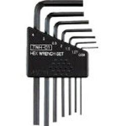 ■ミリサイズの極小レンチセットです。TWH01●セット内容(mm):0.89、1.27、1.5、2.0、2.5、3.0、4.0●セット内容(本):7セット内容/付属品・ホルダ※メーカーの都合により、パッケージ・仕様等は予告なく変更になる場合...
