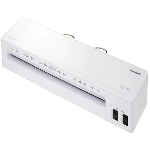 ■操作は簡単。待ち時間が短く、仕上がりが速いラミネーター■ガラスパネルを採用した美しいデザインでどんなインテリアにもマッチします■ローラーフリーレバー付きHEL03A3W本体寸法：W435×D105×H75mm本体重量：1.6kg電源電圧：...