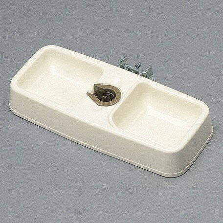 ■商品説明給水皿とエサ皿が一つになった便利な食器です。室内用サークル・ケージに接続して使用できるハンガー付です。市販の500mlペットボトル（外径28mm）を使用します。◆ペット用品・ペットフード 備考：モニターによって色が異なって見える場...