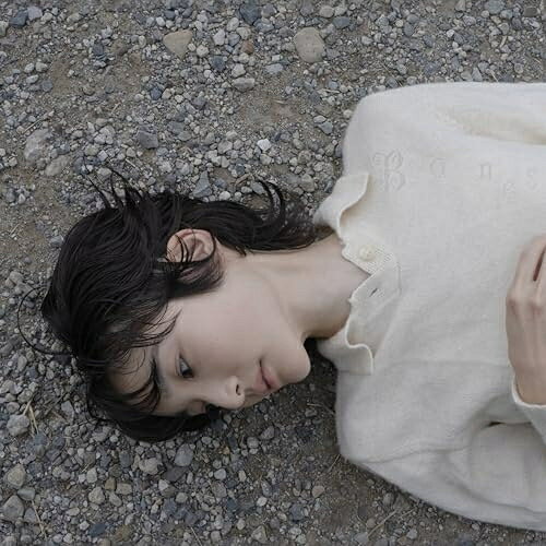 Bones (初回生産限定盤)中野ミホ中野ミホ　発売日 : 2025年11月19日　種別 : LP(30cm)　JAN : 4995879082768　商品番号 : P12-8276【商品紹介】独創的な情景を豊かなメロディで紡ぐシンガー・ソ...