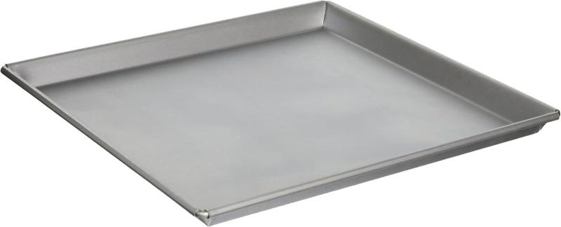 タイガークラウン ロールケーキ型 27cm スチール アルミメッキ 2349内径底:252×252mmサイズ:(内寸)幅27×奥行27×高さ1.7cm、(外径)幅28×奥行28×高さ1.9cm重量:0.455kg容量:1200mLロールケー...