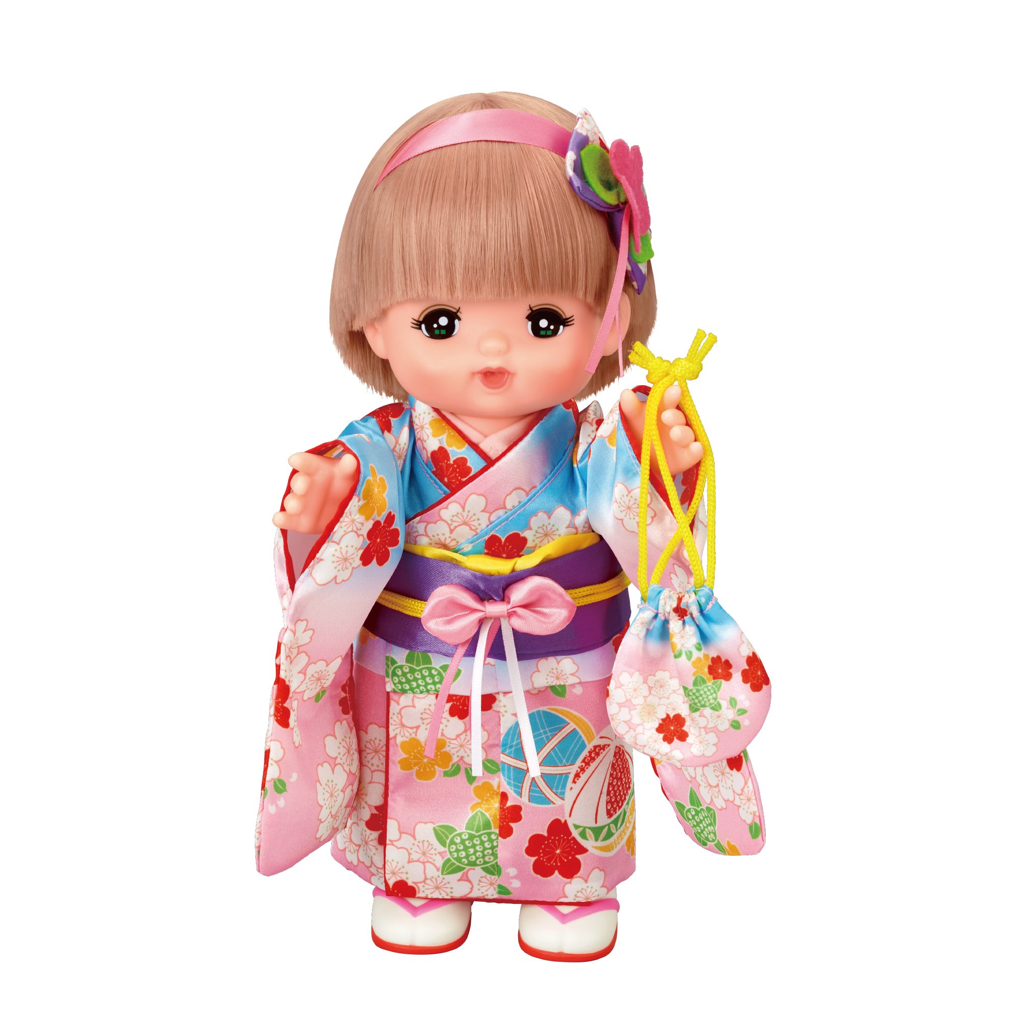 ・対象年齢:3歳以上 ・セット内容:かみかざり、きもの、おび、きんちゃく、ぞうり