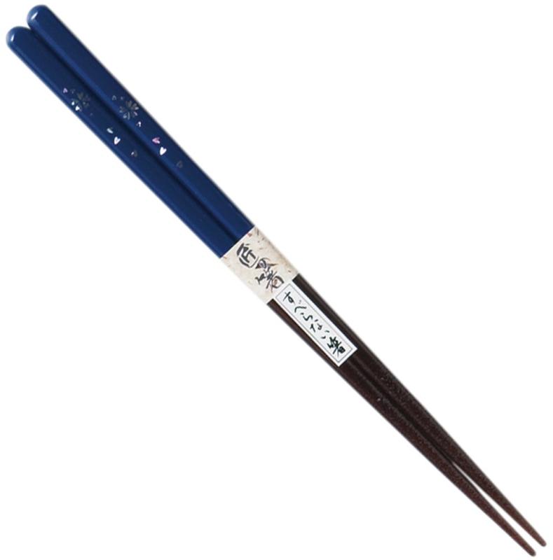 田中箸店 高級国産若狭塗箸 洗浄機対応箸 スベリ止め加工付 桜 紺 27085サイズ:全長/230mm重量:約20g材質:天然木仕様:すべり止め加工、洗浄機・乾燥機対応