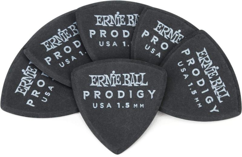 【正規品】 ERNIE BALL 9332 ギターピック BLACK LARGE SHIELD PRODIGY トライアングル ラージ 1.5mm デルリン ブラック 6枚 パックErnie Ball Prodigy ピック素材：Delri...