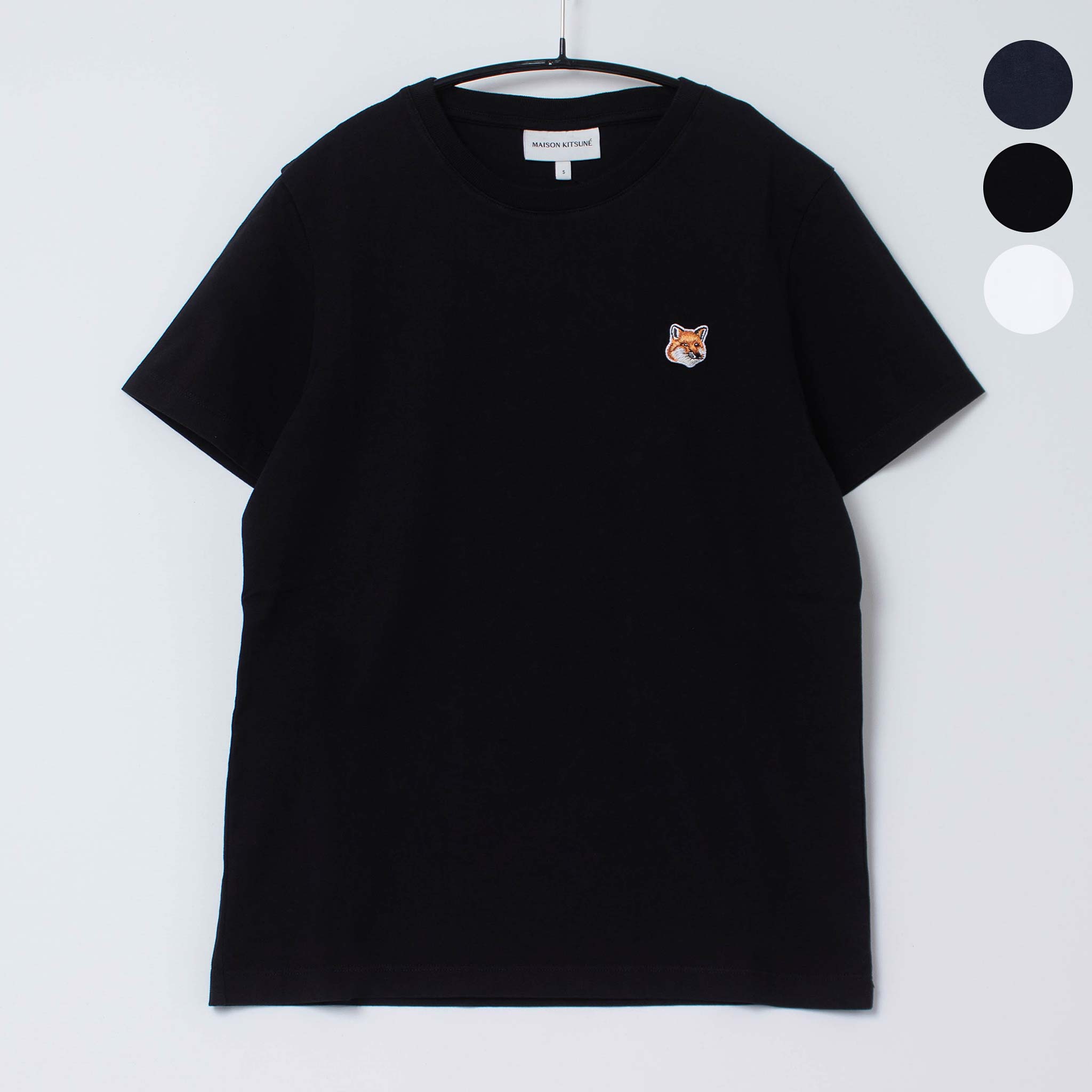 ブランドMAISON KITSUNEはこちら2001年パリにてウェアの制作からスタート。世界的に高い評価を得る音楽レーベル、ファッションブランド、アートなど様々な活動を行う集団です。高品質な素材を使ったファッションアイテムは、「ニュークラシ...