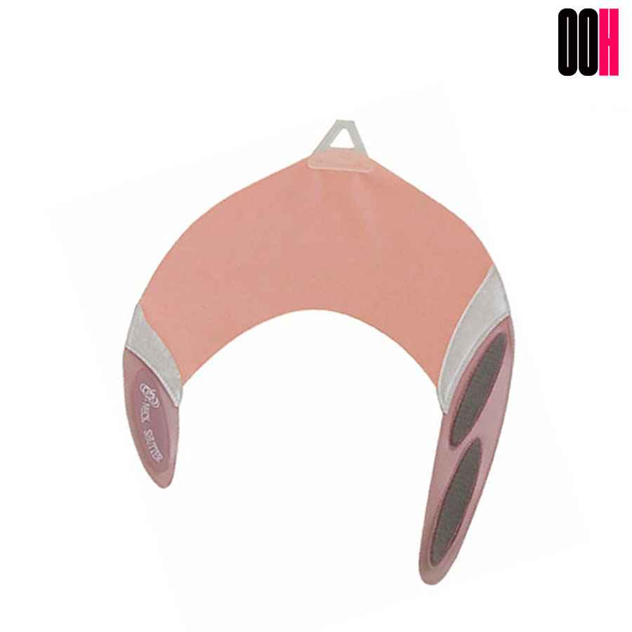 ロングセラー商品ネックシャッターの姉妹品 本体部の優れた素材、高度な製造技術をネックシャッターより受け継ぎその長所を余すところなく兼ね備えました。 よりシャープなデザインを求める方におすすめです。 カット・散髪時にクロスの襟口から毛が入るの...