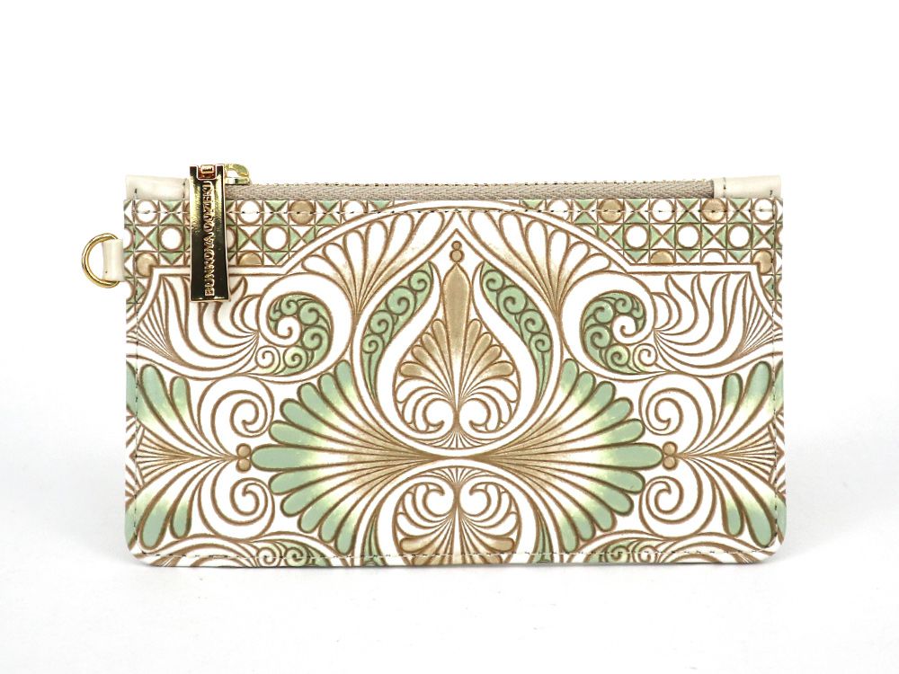 商品情報 キャッシュレス時代にぴったり！最小限のカード類をすっきりと収納できる、薄くてスマートな小銭入れの進化系、フラグメントケースです。便利な着脱可能リングチェーン付き。 ［素材］：牛革　他 ［サイズmm］：横139×縦75×厚み5（ファ...