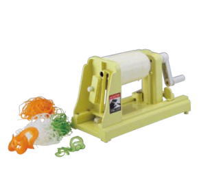 ※商品名の商品1点になります。野菜は含まれておりません。 商品名 回転つまきり君 サイズ：W270×D115×H160mm 標準セット： 平刃・クシ刃（1.0mm、2.5mm、4.0mm）付 　　　　　　　　出荷時はクシ刃1mmが付いていま...