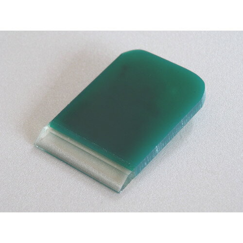 【特長】■フラットパネルのフレームのすき間など、辺の部分のゴミ除去に最適なへら形です。■先端はへら状軟質ゴム、握り部はベトつかない硬質で一体成型です。■先端から握り部まで導電性があります。【用途】■フレームのすき間、パネルのエッジ部のゴミ除...