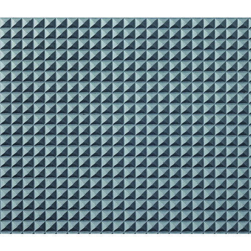 【特長】■床の保護や道路の防音、滑り止めに効果を発揮します。■環境に優しい再生PVCを使用しています。■防炎適合品です。■防炎性能登録番号(EO010266)【用途】■床の保護や道路の防音、滑り止めに。■通路などに。【仕様】■色：グレー■幅...