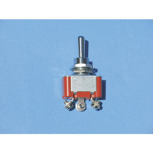 【特長】■特殊な端子加締方式です。■特殊銀合金の接点を採用しています。【仕様】■回路数：単極双投(3P)■機能動作：(ON)—OFF—(ON)■電流容量抵抗負荷：AC125V15A、AC250V6A、DC30V20A■電流容量誘導負荷AC1...