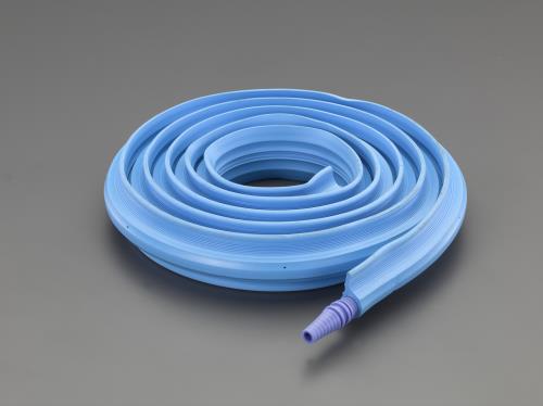 仕様：●材質:軟質塩化ビニル●付属品:ホース継手、ストップキャップ(内径12~15mmホースに接続可能)●冬季は融雪用、夏季は散水用と、オールシーズン使用できます。●一般水道圧での使用限界は最長10mです。●全長:10m●両面穴商品画像に関...