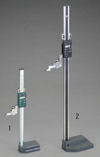 仕様：●メーカー:新潟精機●型番:VH-30D●測定範囲:0~300mm●最小目盛:0.01mm●精度:±0.04mm●スライダー微動送り上下量:8mm●機能:任意の位置で0設定、ホールド、公差設定●電源:SR44(テスト用付属)●本体幅:...