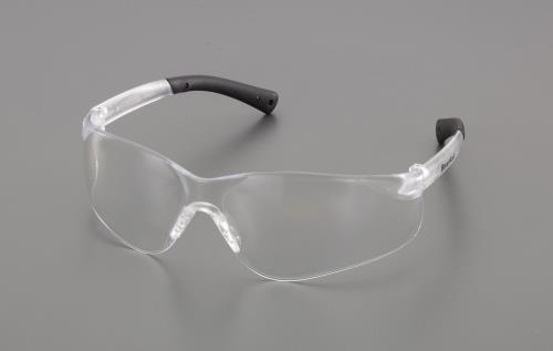 仕様：●レンズカラー:クリアー●めがねサイズ:A:138mm、B:148mm、C:75mm、D:42×78mm●99.9%UVカットレンズ(ポリカーボネート)●キズ防止コーティング●つるにソフトラバー付●ソフトゲルノーズパッド付●一体型のラ...