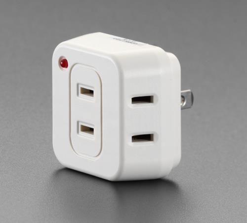 仕様：●メーカー:ヤザワコーポレーション●型番:Y02TK300WH●コンセント:2P×3口●定格:15A・125V(1500W)●雷サージ機能:最大サージ電圧4500V、制限電圧330V●サイズ:46(W)×25(D)×43(H)mm●重...