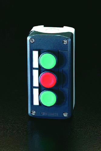 仕様：●メーカー:シュナイダーエレクトリック●型番:XALD3AB●サイズ:68×62×136mm●接点:1a1b●ボックス材質:ポリカーボネイト●保護構造:IP65●定格動作特性:電圧/電流:AC600V/1.2A、DC600V/0.1A...