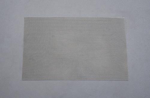 仕様：●材質:ステンレス(SUS304)●サイズ:200×300mm●メッシュ数:20●線径:0.2mm●重量:約53g●メッシュとは網目という意味で、1インチ(2.54cm)の中にある網目の数です。●フィルターとしてものを漉すのに使えます...