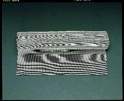 仕様：●材質:ステンレス(SUS304)●サイズ:450mm×1m●メッシュ数:10●線径:0.47mm●重量:約480g商品画像に関する注意事項：●画像に数字等の情報が入っている場合は、　品番末尾が対象商品の画像となります。