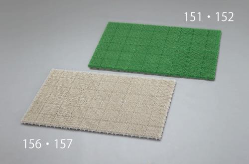 仕様：●メーカー:山崎産業(CONDOR)●サイズ:600×900mm●厚み:20mm●材質:特殊ポリエチレン●入数:1枚●カラー:グリーン●若草のような柔らかな感触を再現●汎用タイプで様々な場所でお使いいただけます。●耐久性があり長持ち!...