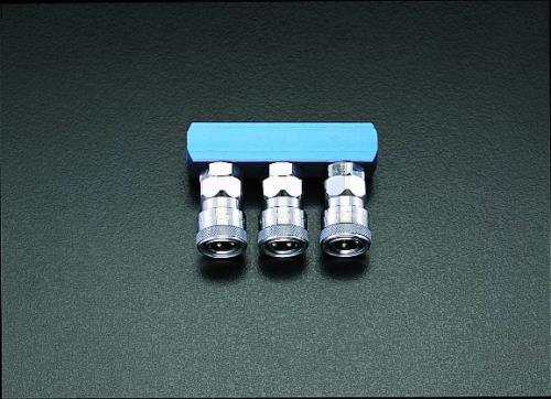 仕様：●型:20型●使用圧力:1.5MPa●材質:合金●ねじサイズ:Rc(PT)1/4”(ボディ側)●連数:3連●サイズ:96(W)×19(D)×70(H)mm●重量(g):390商品画像に関する注意事項：●画像に数字等の情報が入っている場...