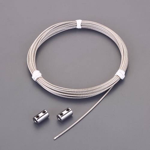 仕様：●線径:3.00mm●切断荷重:740kg●全長:5m●参考使用荷重:250kg●ワイヤー構成:7×7●材質:SUS304●重量:35g/m●付属品:クリップ2個●使用上の注意:・使用荷重の範囲内でご使用ください。・荷重はゆっくりと均...