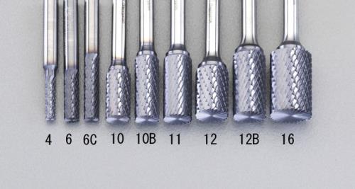 仕様：●軸径:6mm●刃径×刃長×全長:12×19×65mm●材質:タングステンカーバイト、TiAINコーティング●適合材質:一般鋼、ニッケル、銅、銅合金、チタン、鋳鉄、ステンレス鋼、鍛鋼●エンドカット付ヘッド先端にも刻みがあり加工が可能で...