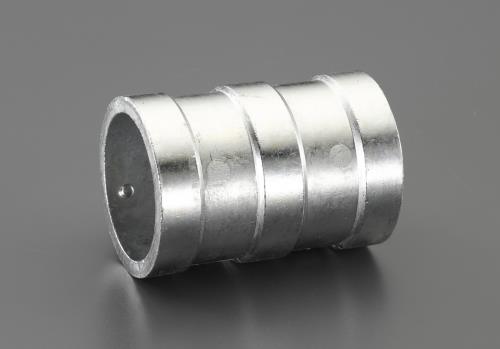 仕様：●材質:亜鉛合金●適用パイプ外径:48.6mm●サイズ(mm):φ60×86●標準ビスサイズ:M5×8mm(SUS)●電気メッキ(ユニクロ)仕上げ●パイプ継ぎタイプ●単管取付用ビス付商品画像に関する注意事項：●画像に数字等の情報が入っ...